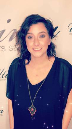 Salon welcomes new associate