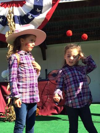 Fall Fest honors founding members, celebrates history