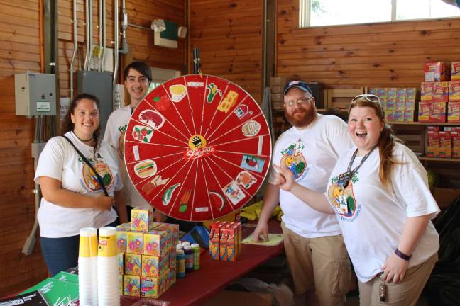 ShopRite associates run Fun Farm at county fair