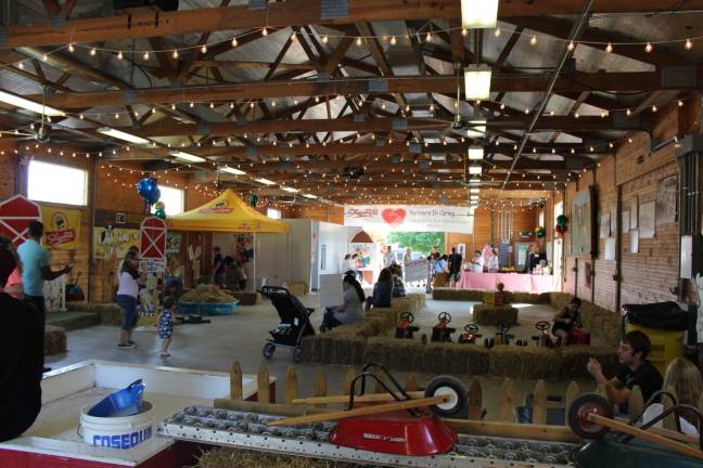 ShopRite associates run Fun Farm at county fair